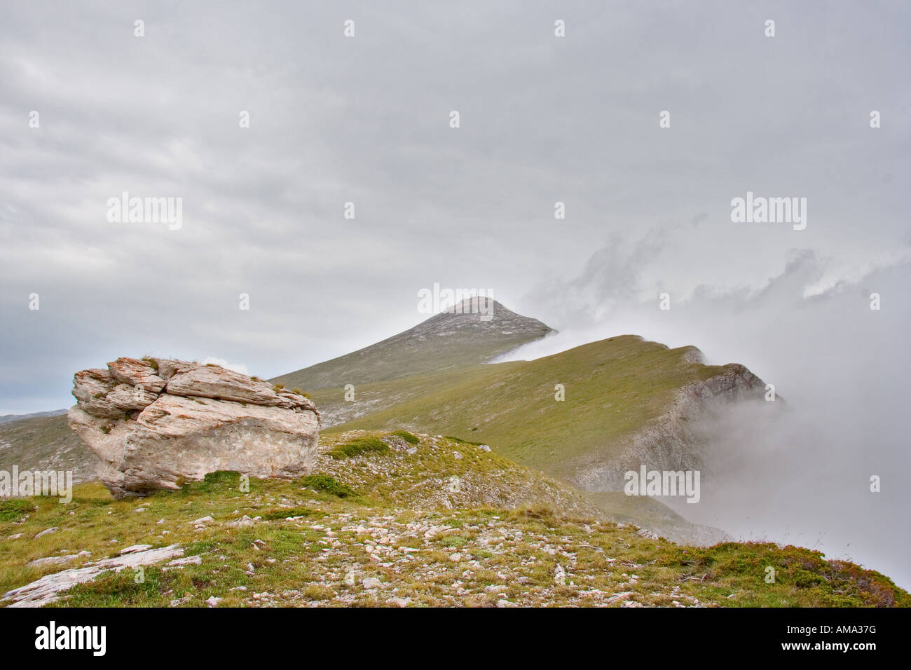 Mountain peak Solunska Glava surrounded by fog Stock Photo - Alamy
