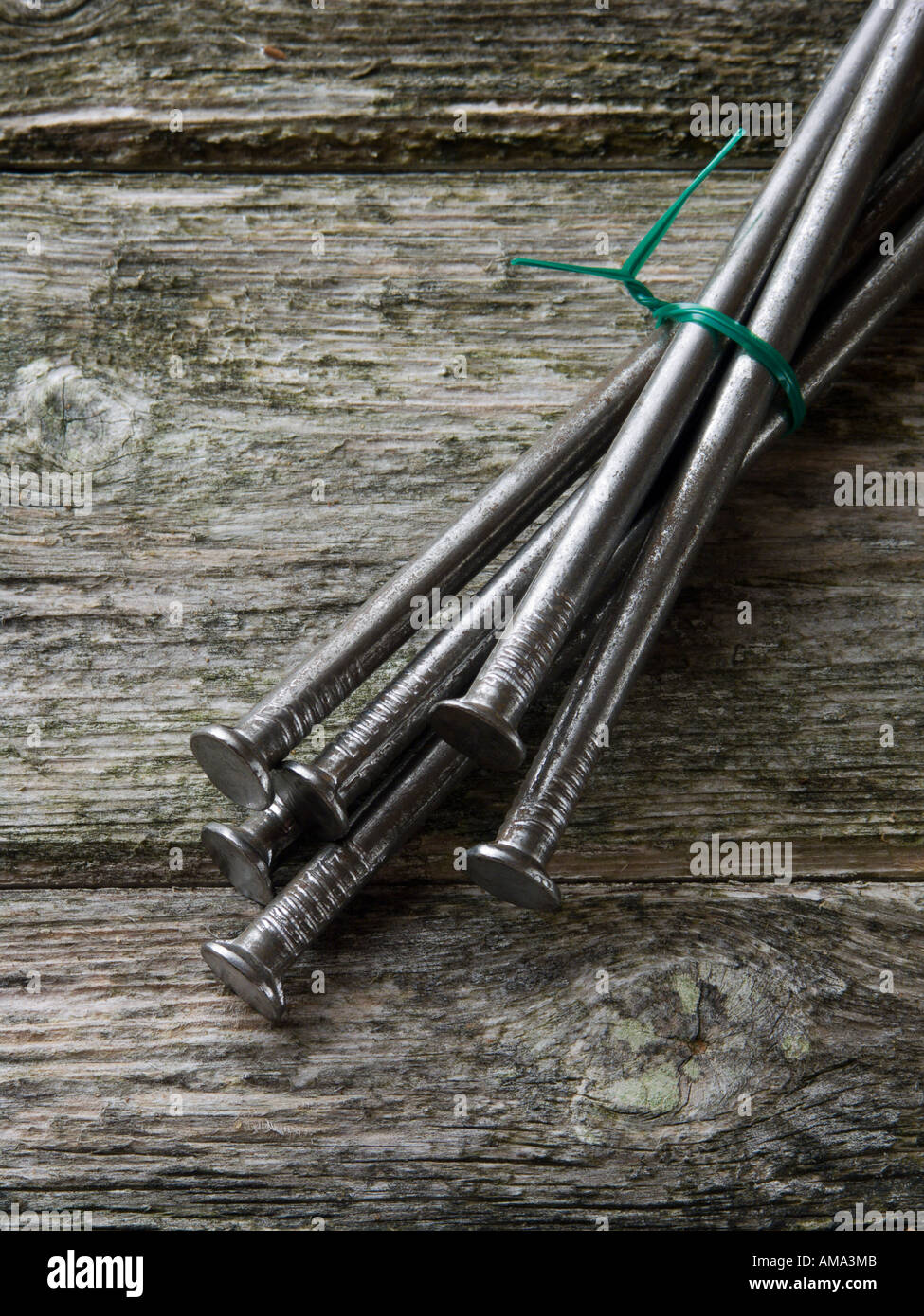 Six inch nails hi-res stock photography and images - Alamy