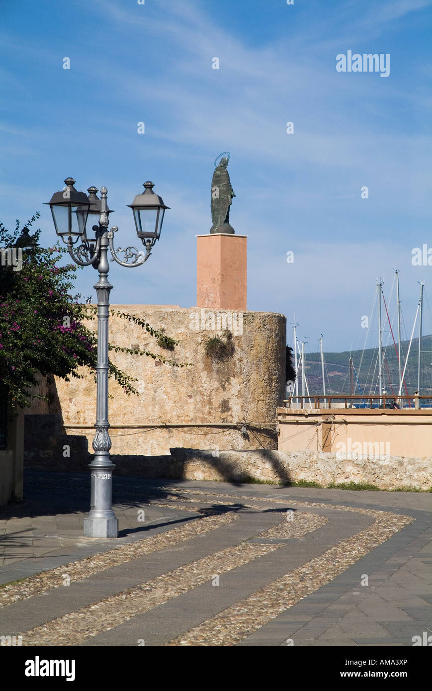 Alghero art work hi-res stock photography and images - Alamy