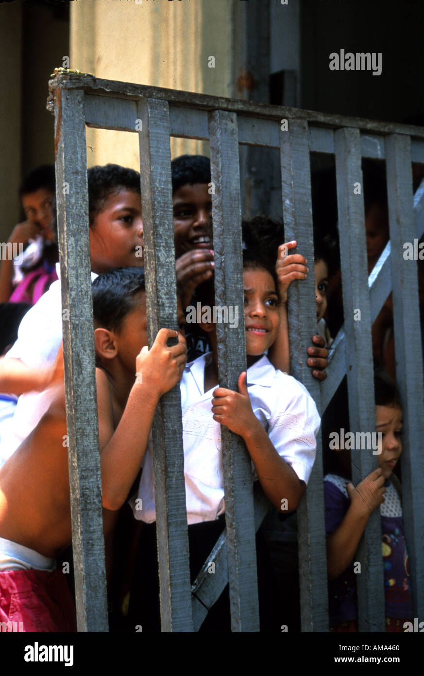 Crowd of children hi-res stock photography and images - Alamy