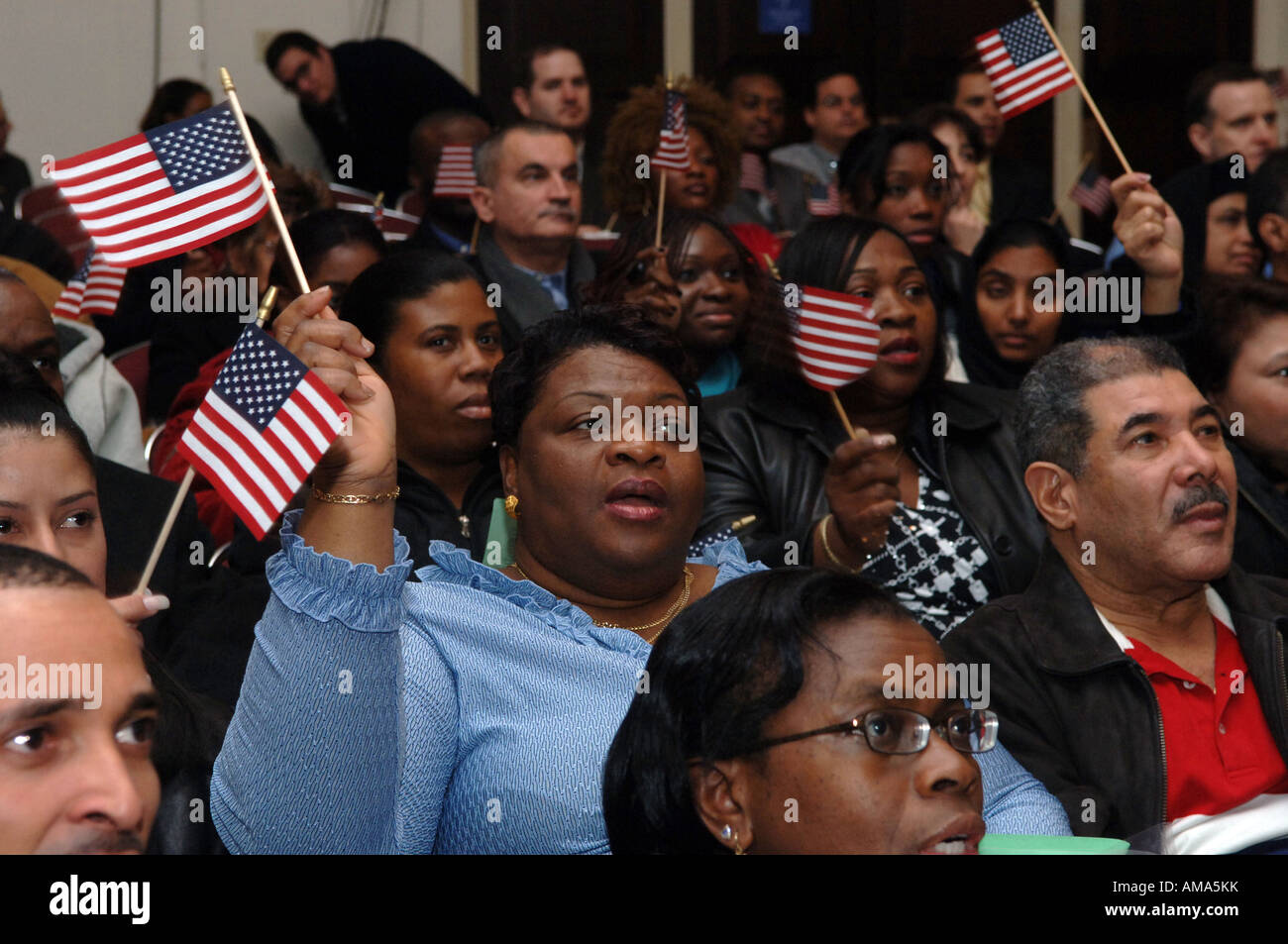 Citizenship ceremony hi-res stock photography and images - Alamy