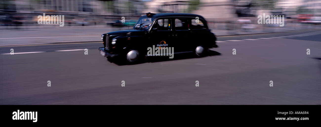 London taxi speed fast motion moving hi-res stock photography and ...