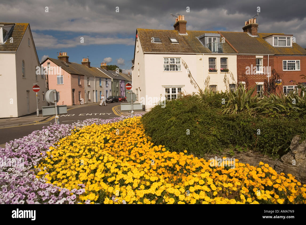 UK Dorset Poole Old Town floral traffic roundabout Stock Photo - Alamy