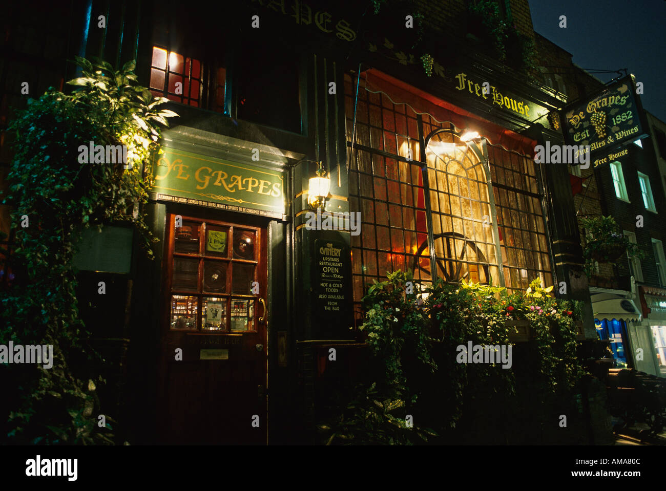 Shepherd market mayfair hi-res stock photography and images - Alamy