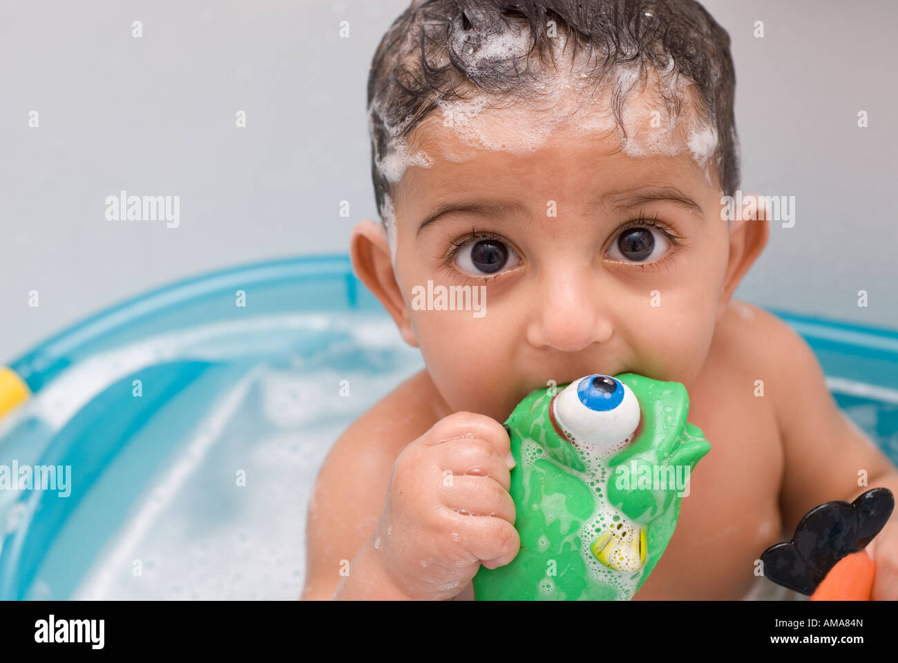 Newborn Baby Boy Bath at Randall Maupin blog