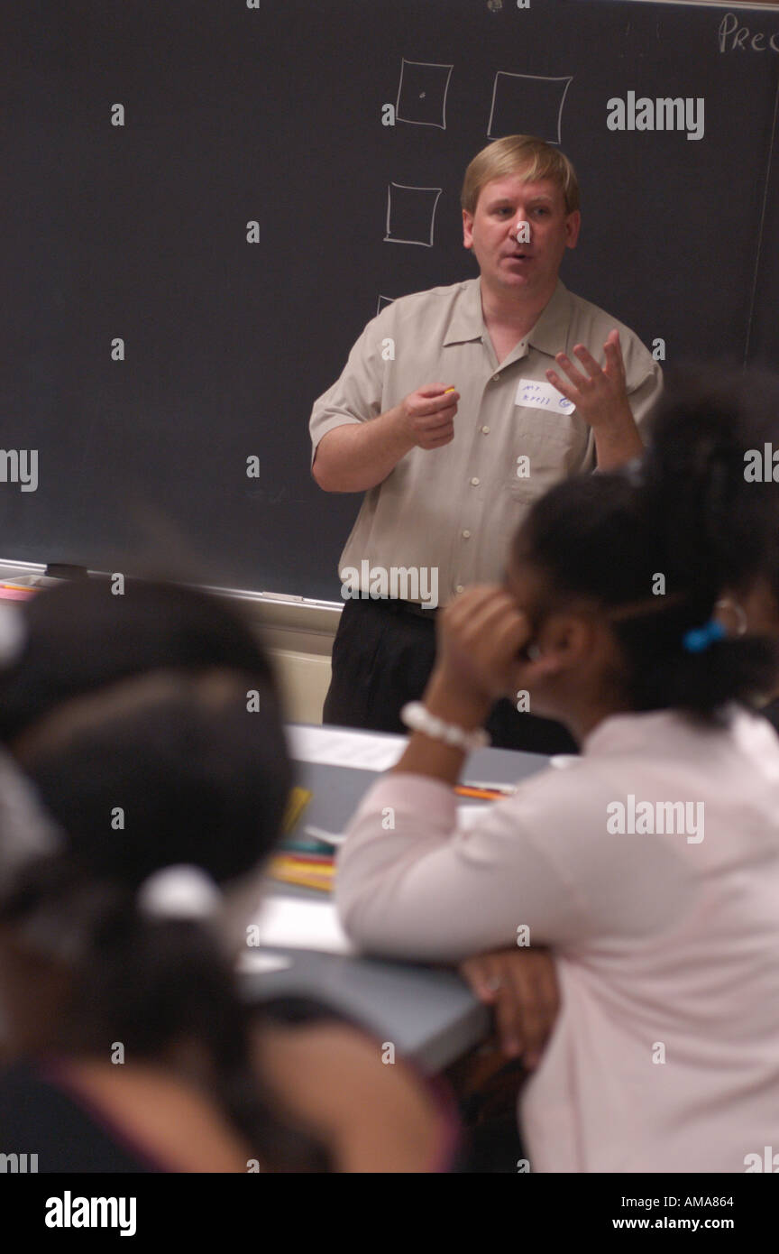 teacher lecturing to class Stock Photo - Alamy
