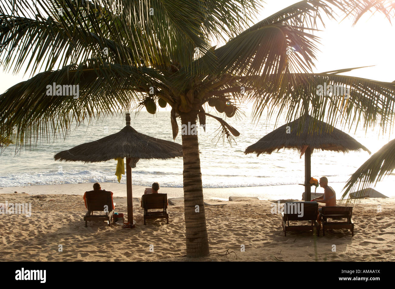 Saly beach hi-res stock photography and images - Alamy