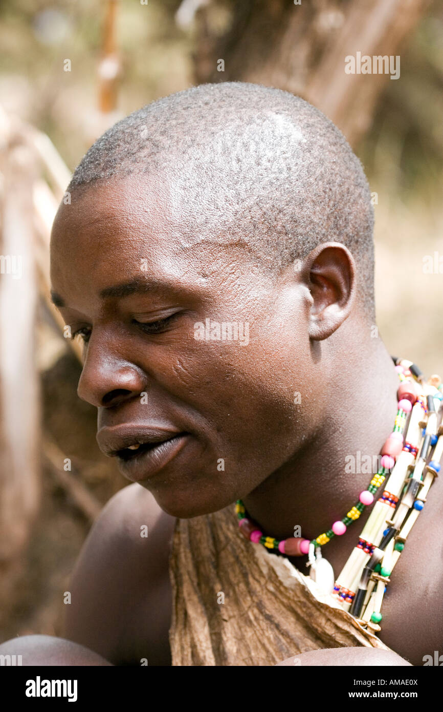 African tribesman hunting hi-res stock photography and images - Alamy