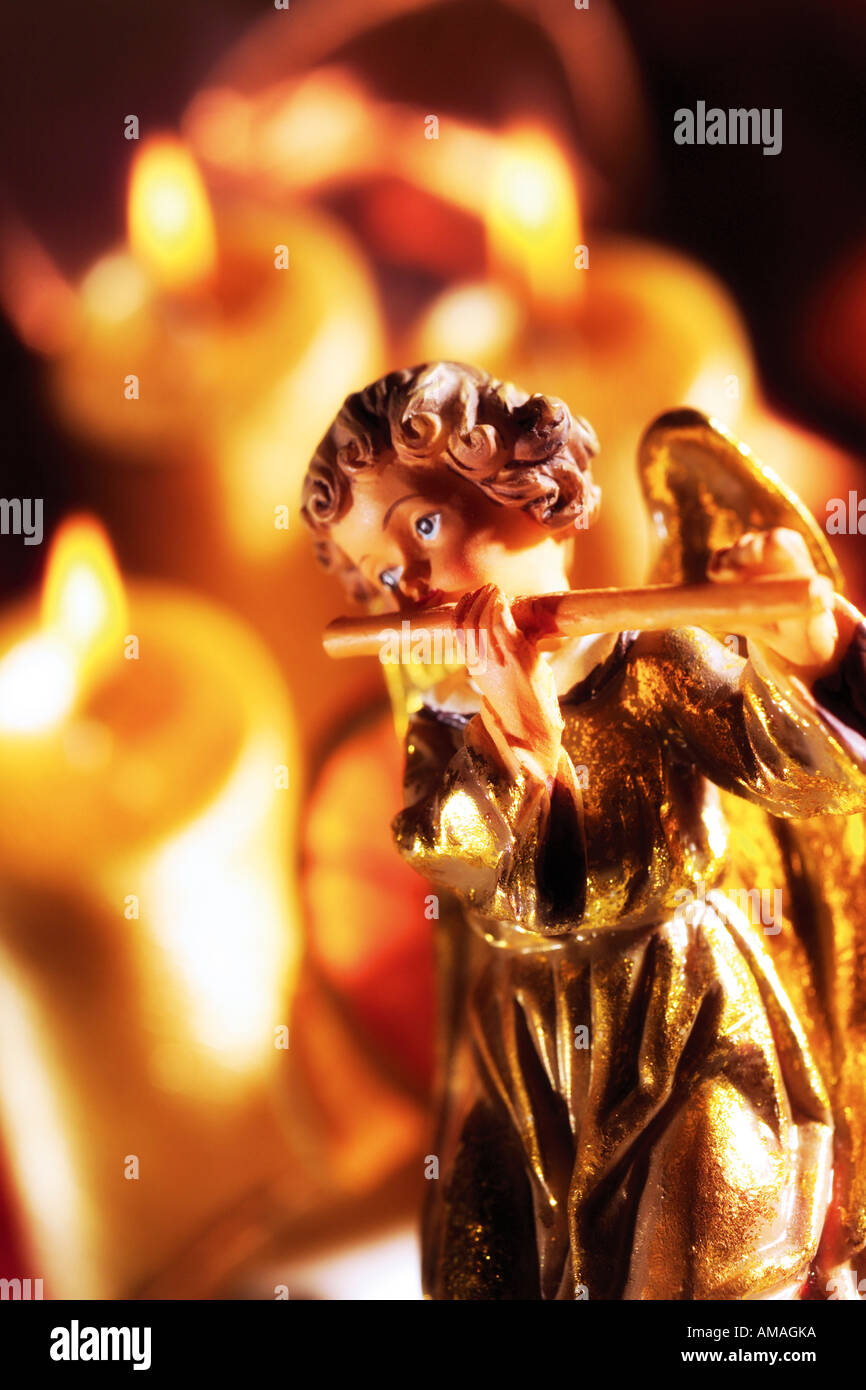 Christmas Angel playing the flute Stock Photo - Alamy