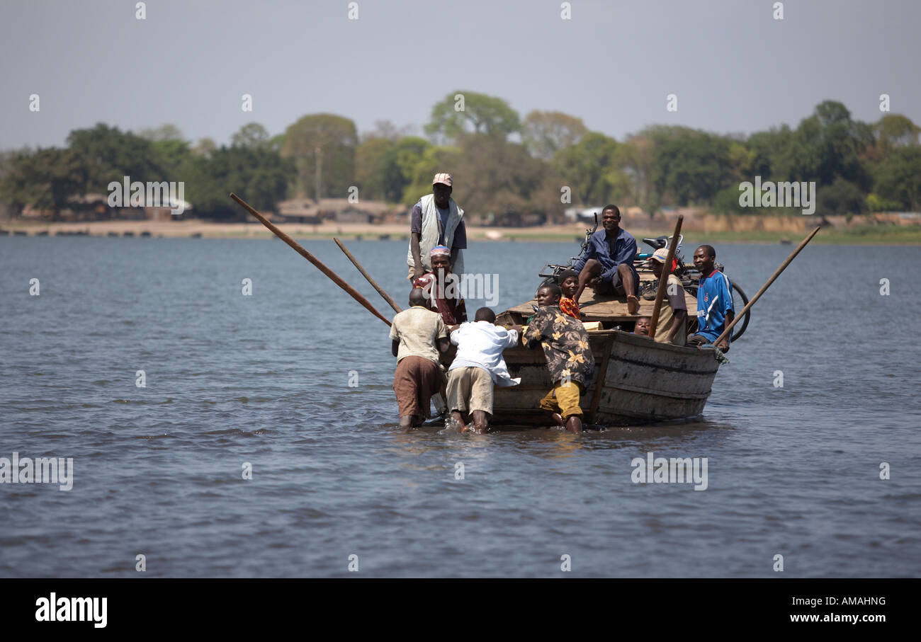 Shire river malawi hi-res stock photography and images - Alamy