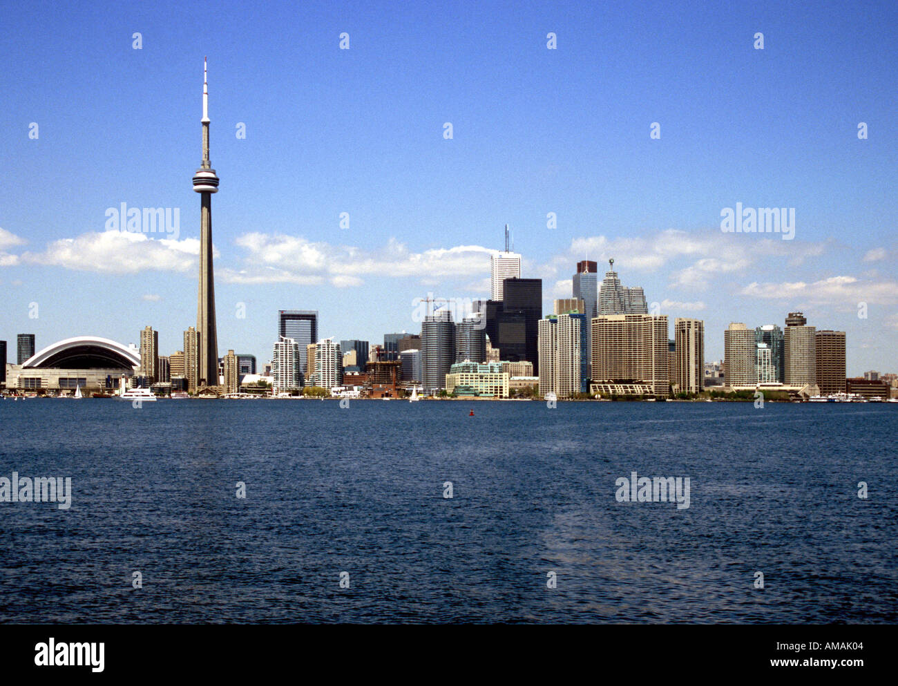 View of downtown toronto from centre island hi-res stock photography ...