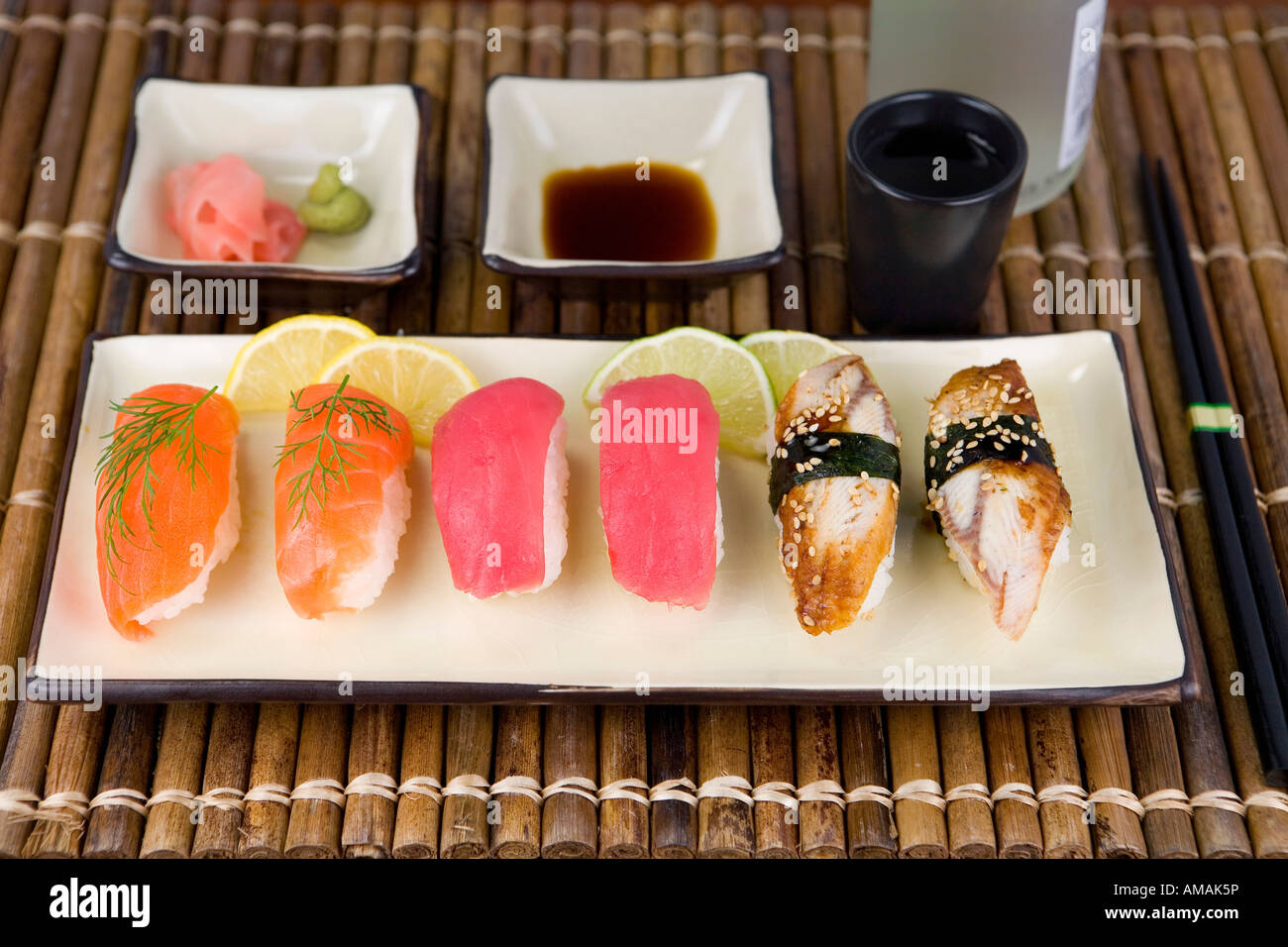 Nigiri sushi and condiments Stock Photo - Alamy