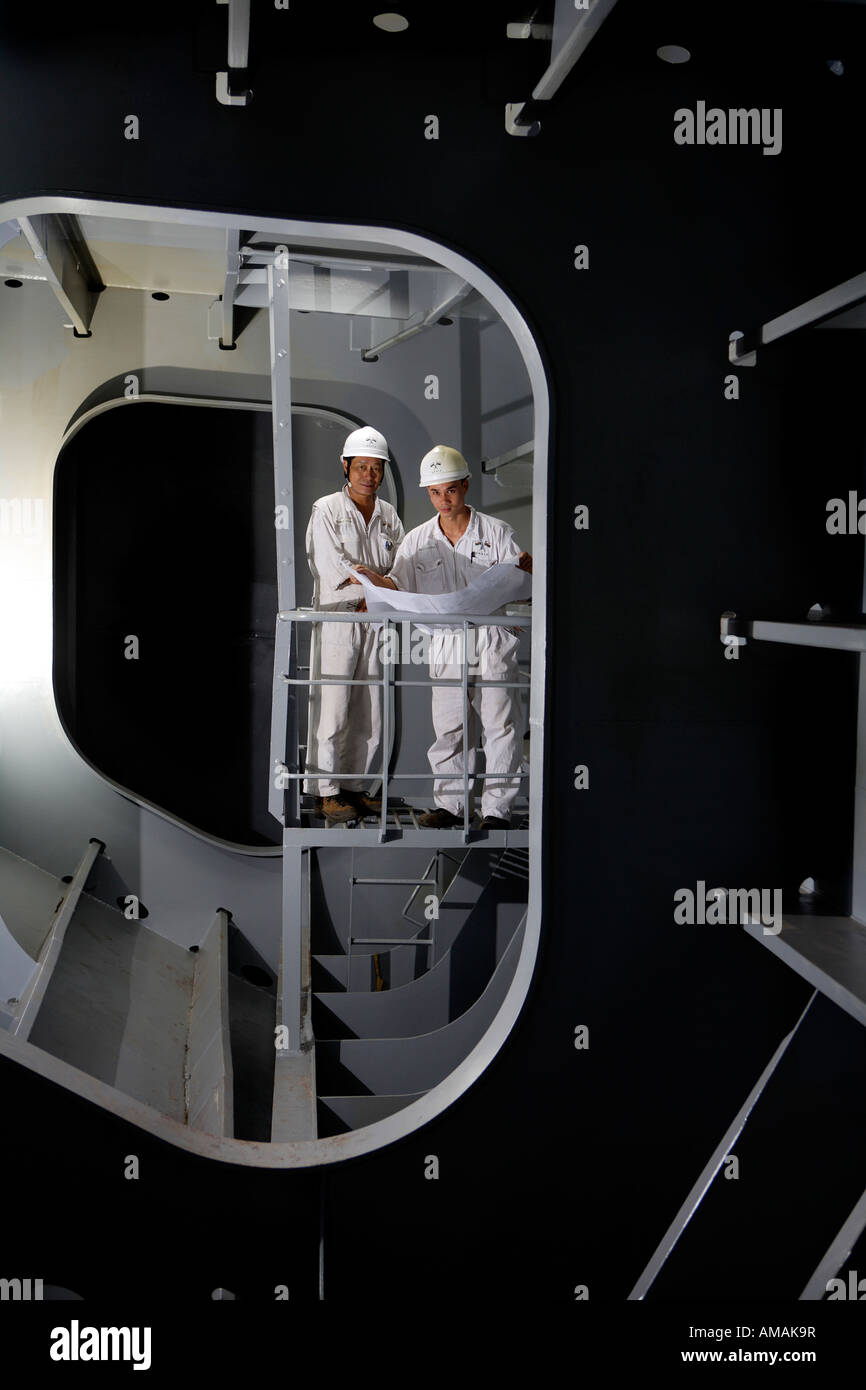 Ship hold inspection hi-res stock photography and images - Alamy