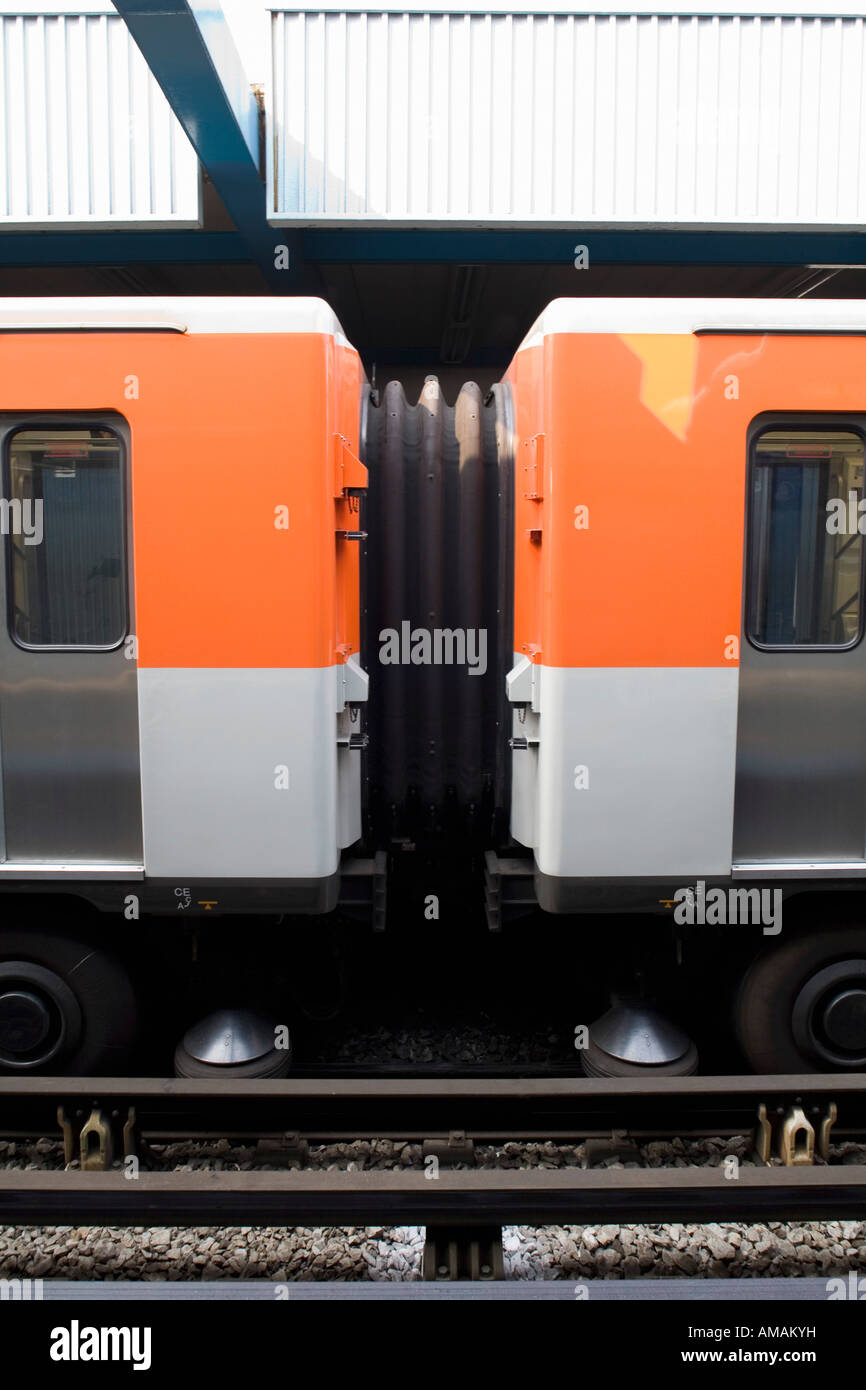 Side view train carriages hi-res stock photography and images - Alamy