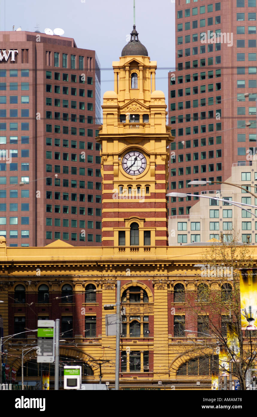Facade and tower of famous Flinders Street Railway Station in downtown ...