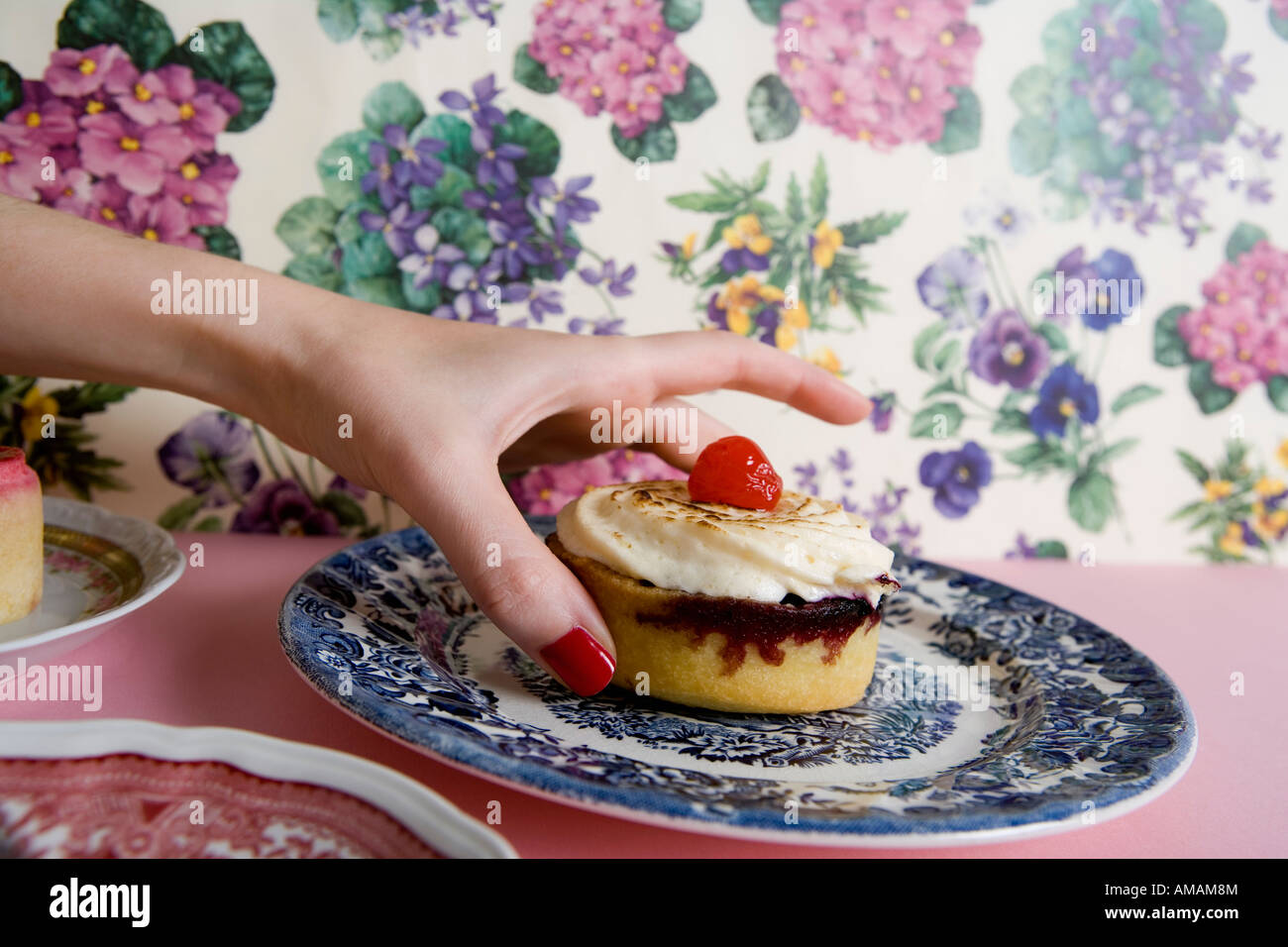 Reaching plate hi-res stock photography and images - Alamy