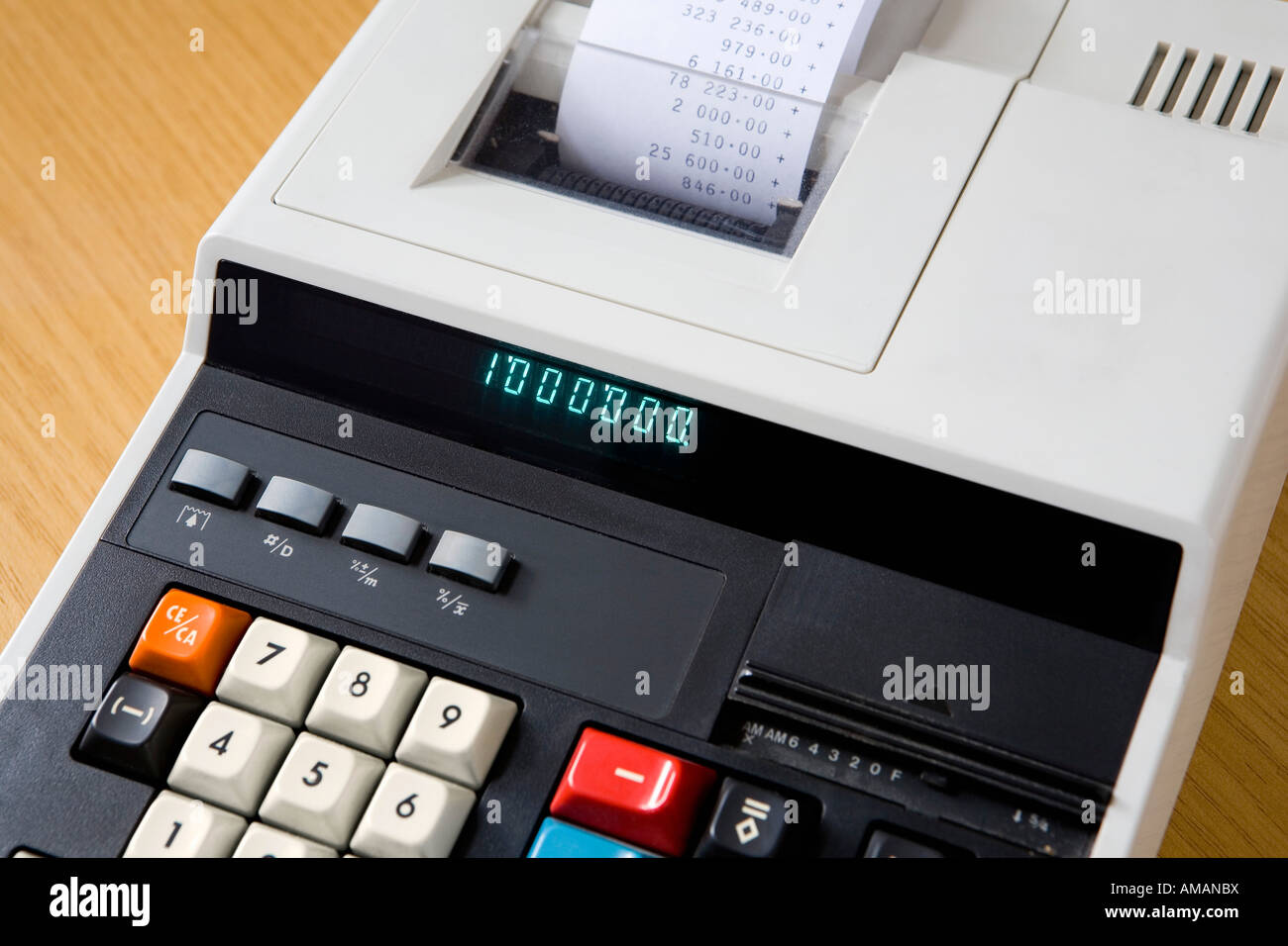 Till screen hi-res stock photography and images - Alamy Till screen hi-res stock photography and images - Alamy