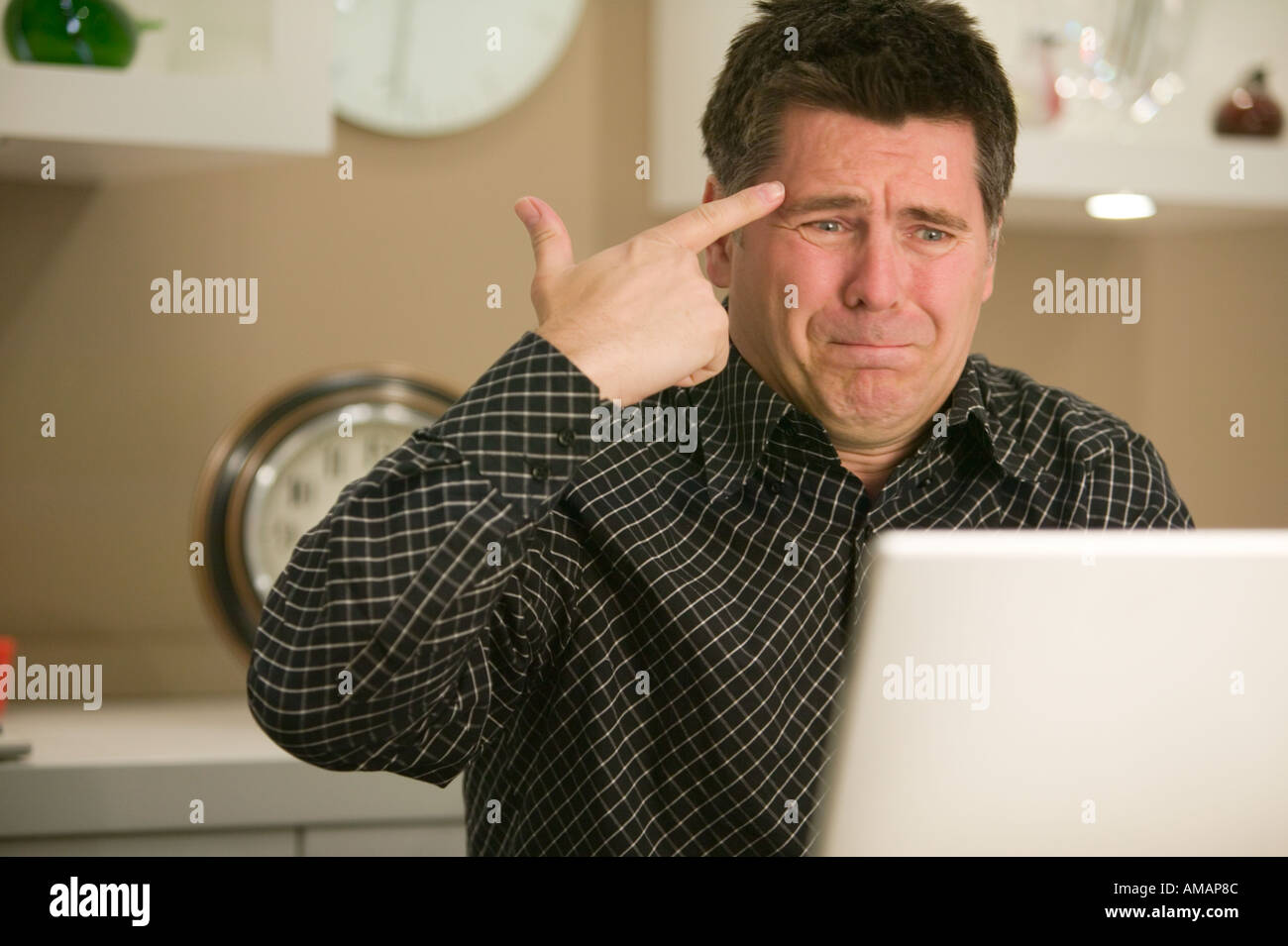 Frustrated computer worker causcasian male late 40s Stock Photo - Alamy
