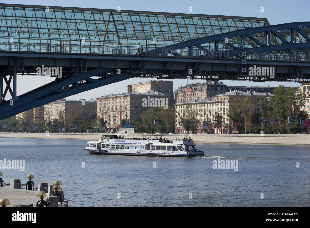 Glazed pedestrian bridge hi-res stock photography and images - Alamy