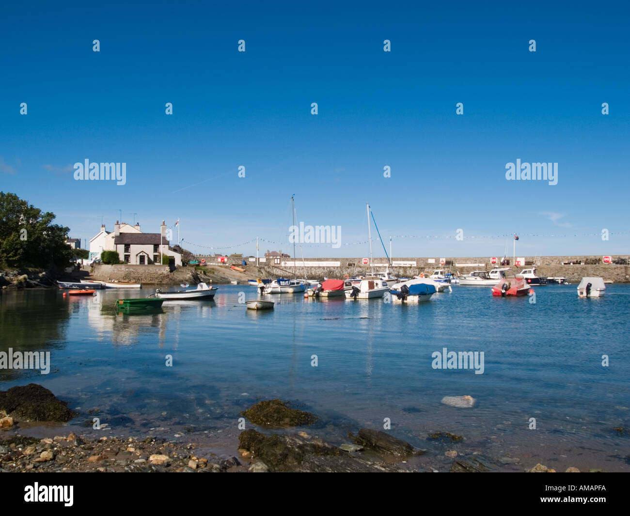 Anglesey wales uk cottage boats hi-res stock photography and images - Alamy