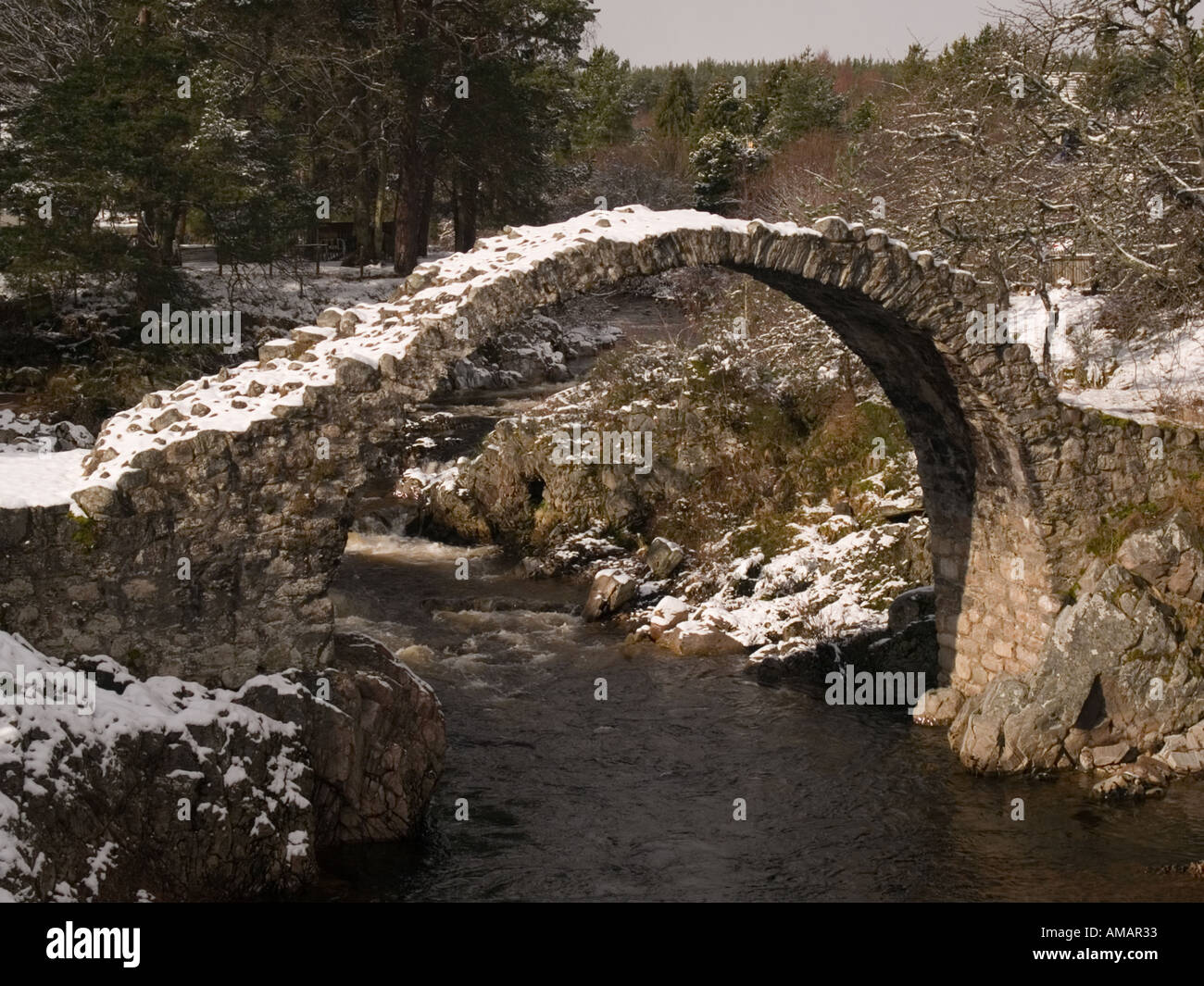 Eighteenth century scottish bridge hi-res stock photography and images ...