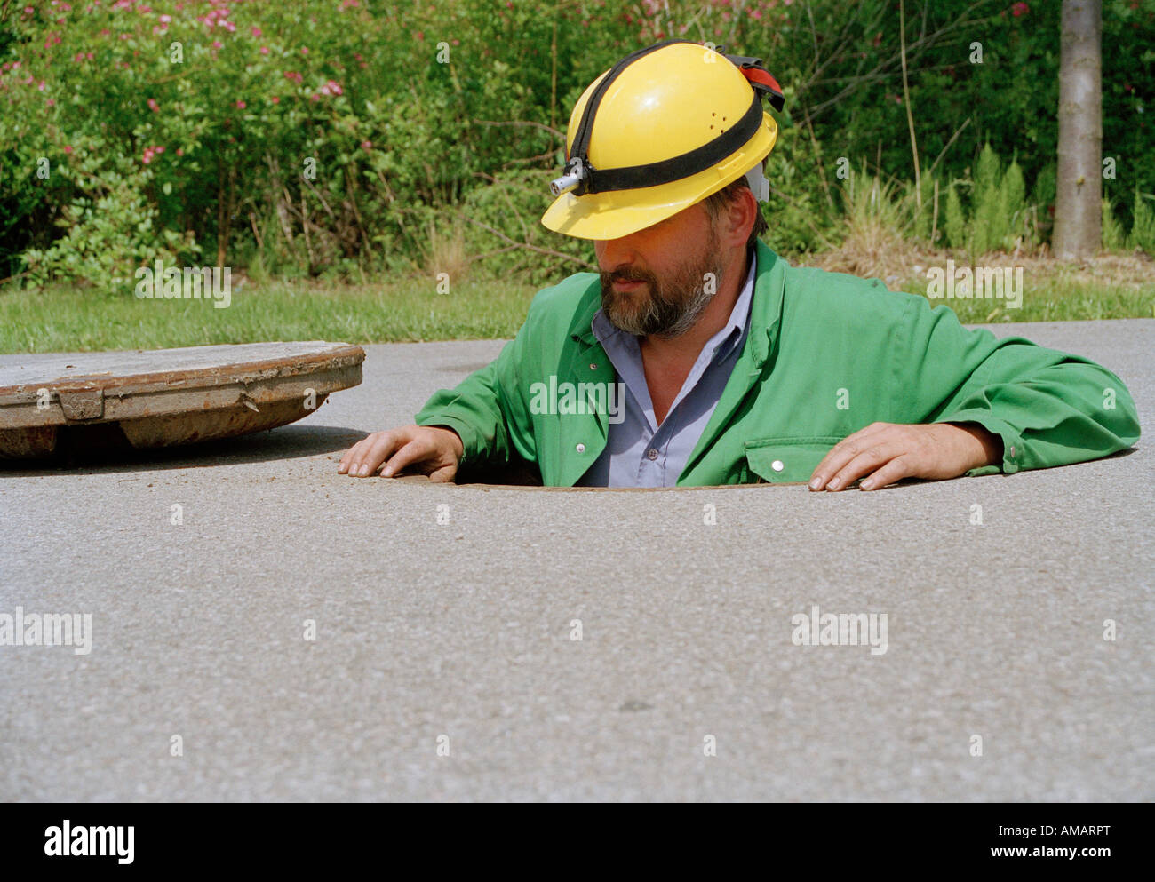 Color manhole hi-res stock photography and images - Alamy