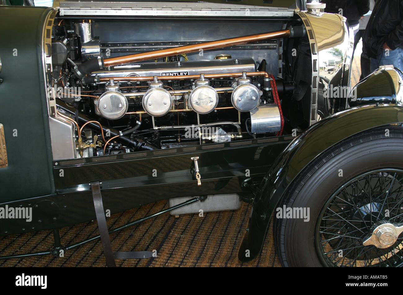 In line eight cylinder hi-res stock photography and images - Alamy