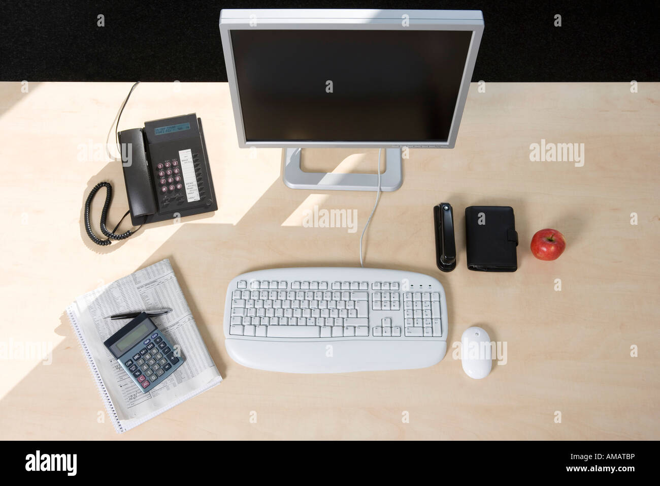 Office equipment on a desk Stock Photo - Alamy