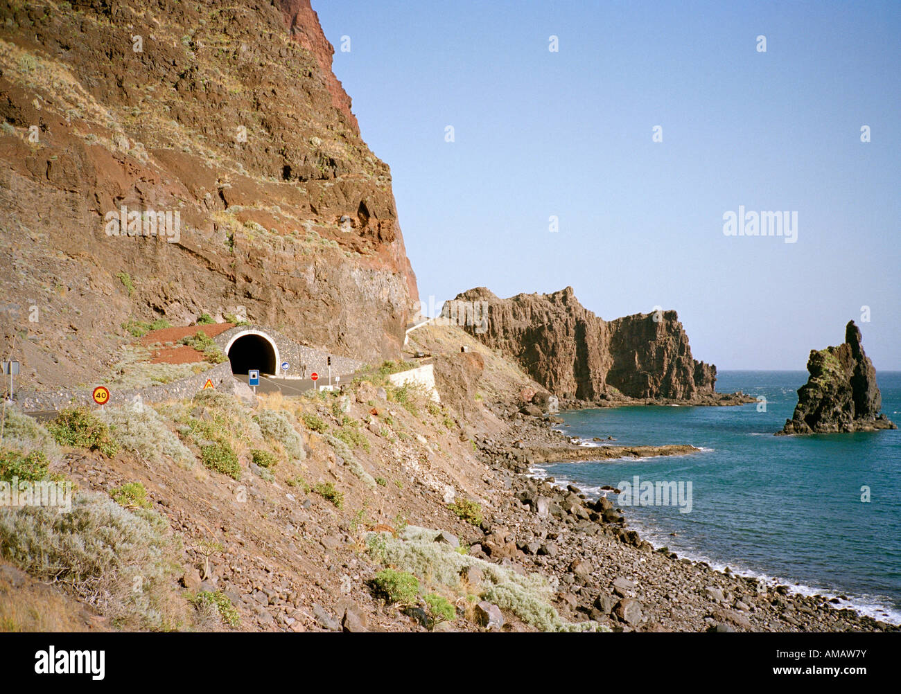 A rocky coastline Stock Photo - Alamy