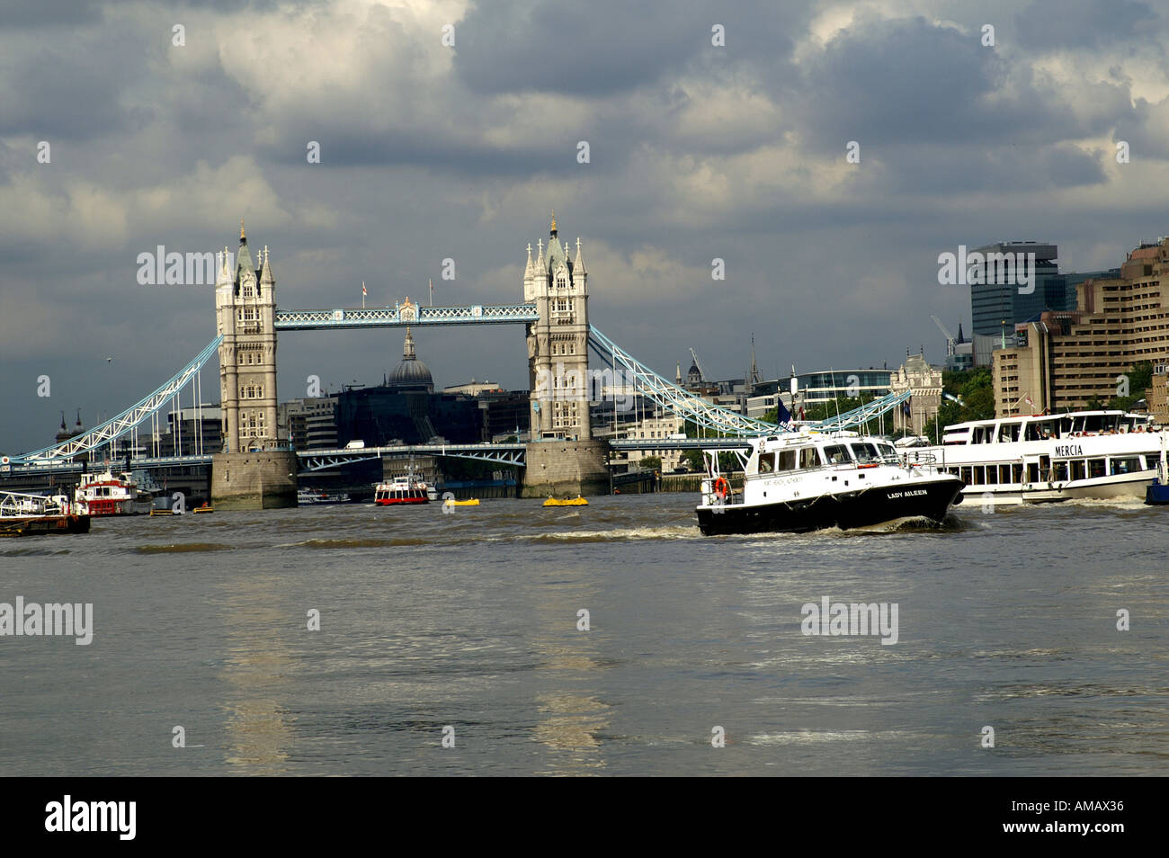 Tower Bridge over the river Thames from Rotherhithe Stock Photo - Alamy