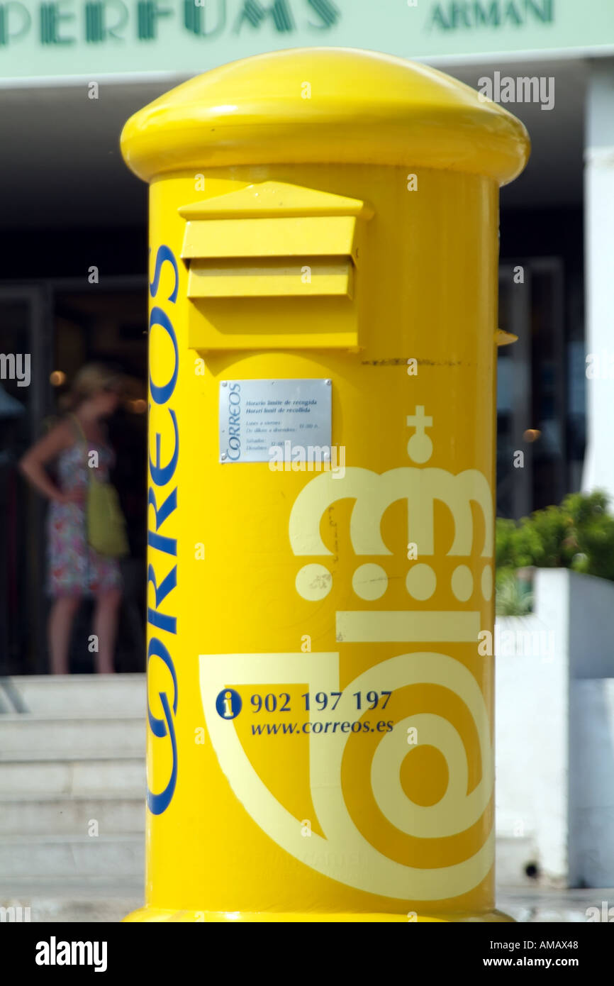 National postal system hi-res stock photography and images - Alamy