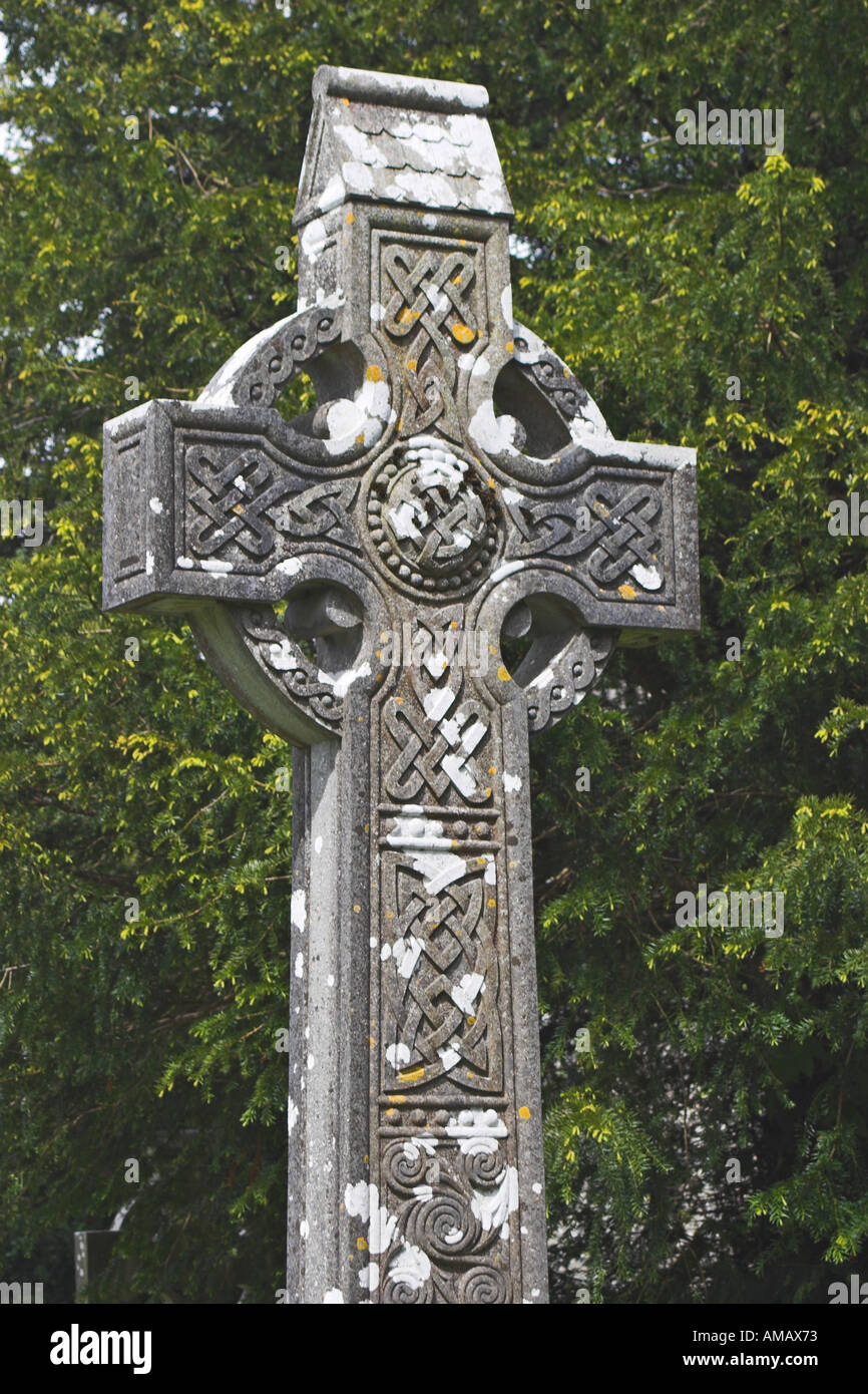 A celtic cross at Glendalough Co Wicklow Ireland Stock Photo - Alamy