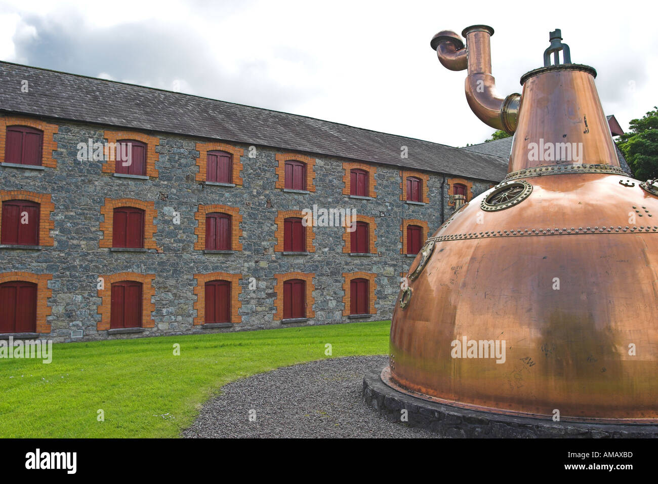 Midleton whiskey distillery whisky hi-res stock photography and images ...
