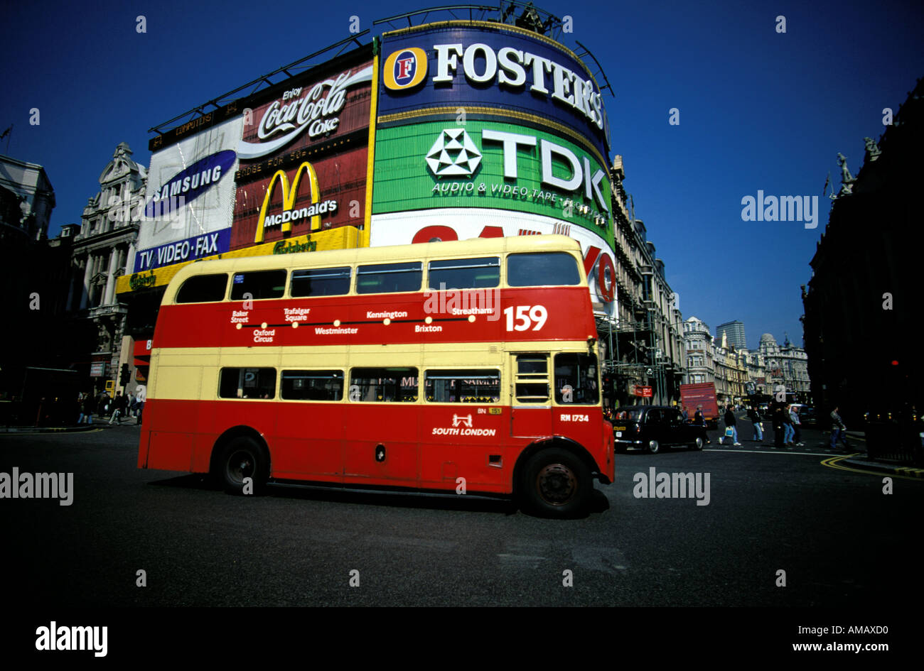 London007 hi-res stock photography and images - Alamy