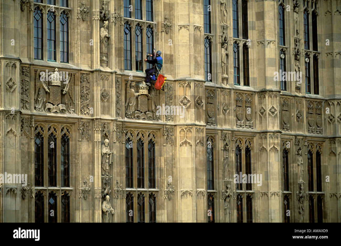 London a window cleaner at Houses of parliament Stock Photo - Alamy