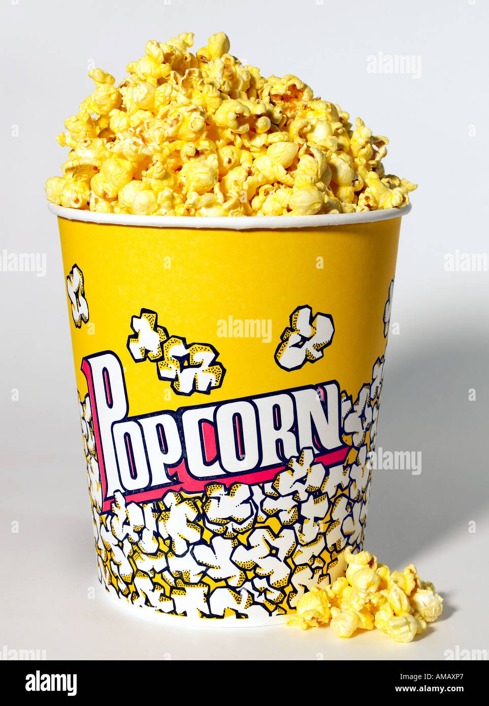 Popcorn bucket hi-res stock photography and images - Alamy
