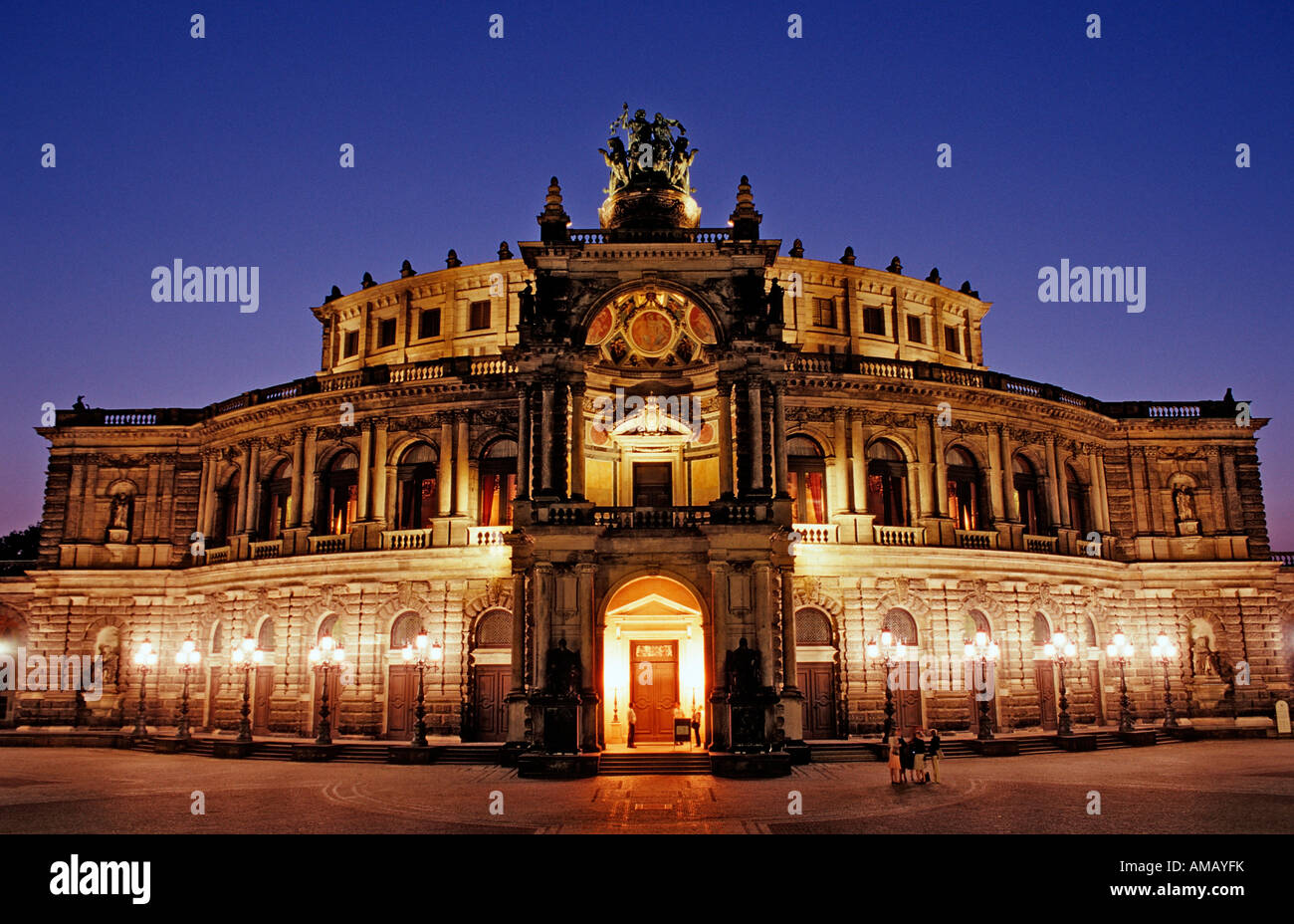 Opera semperoper architecture hi-res stock photography and images - Alamy