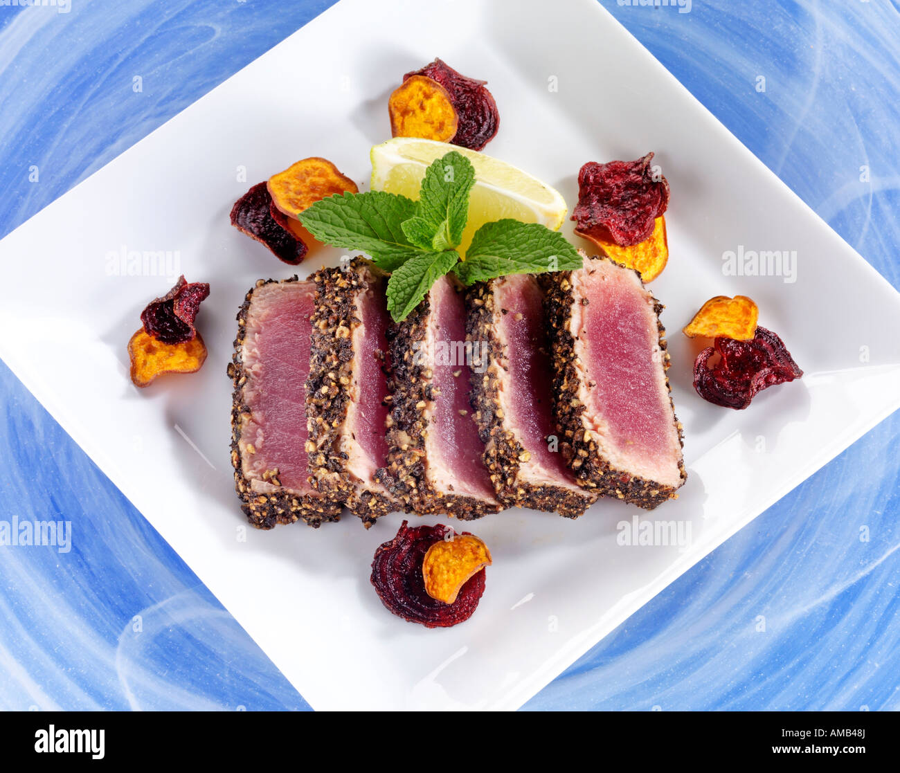 Lean tuna hi-res stock photography and images - Alamy