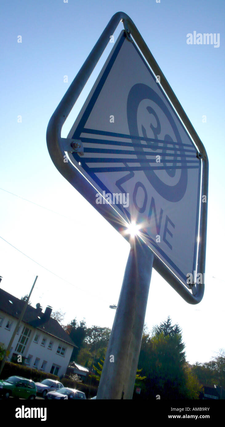 Unusual speed limit sign hi-res stock photography and images - Alamy