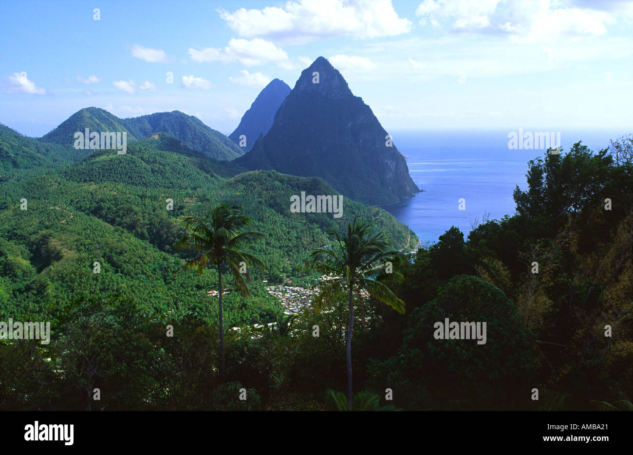 St lucia and pitons hi-res stock photography and images - Alamy