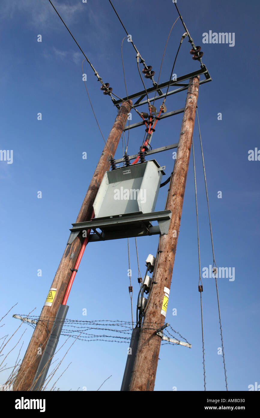 Three phase transformer hi-res stock photography and images - Alamy