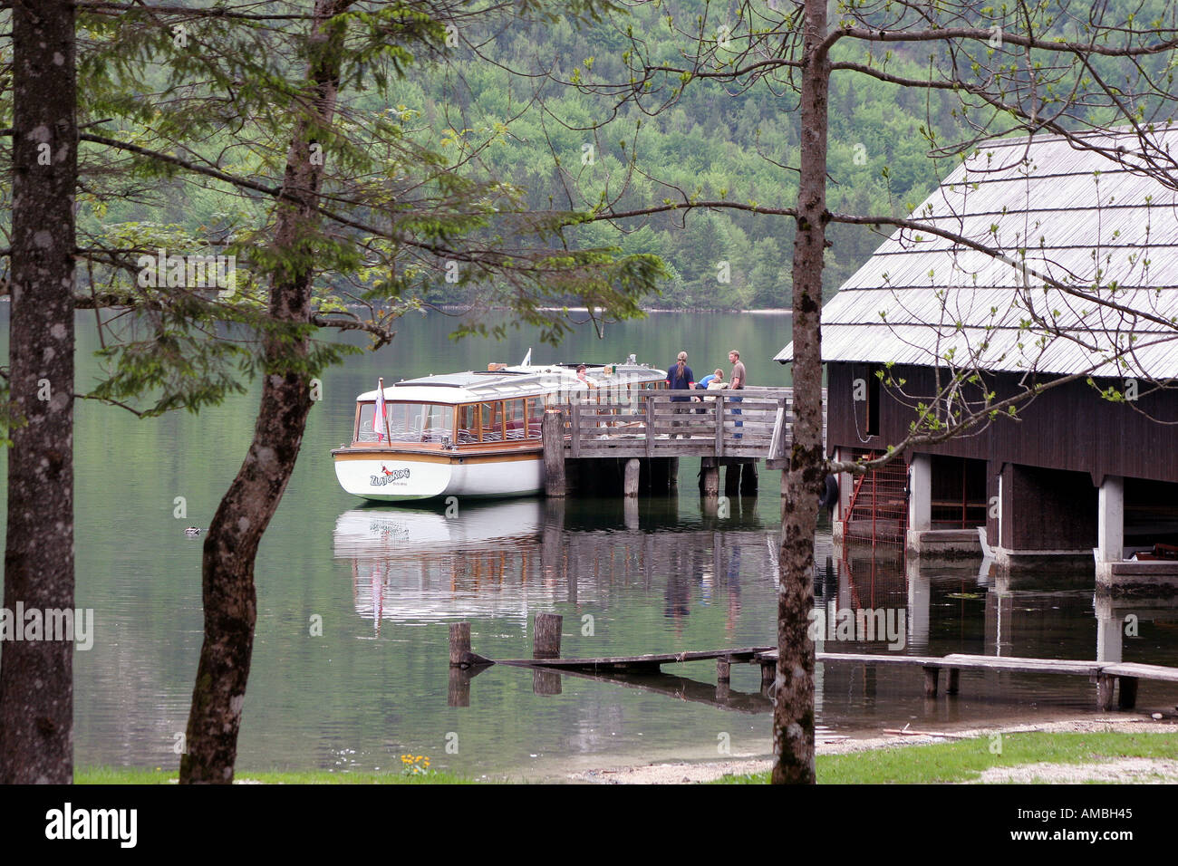 Boarding walkways hi-res stock photography and images - Alamy