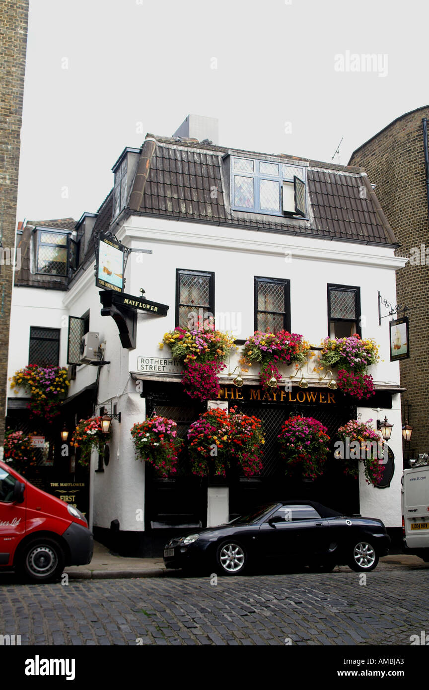 Mayflower pub rotherhithe hi-res stock photography and images - Alamy