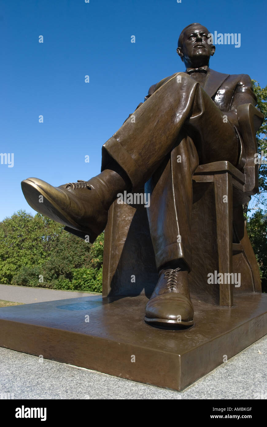 Lester pearson hi-res stock photography and images - Alamy