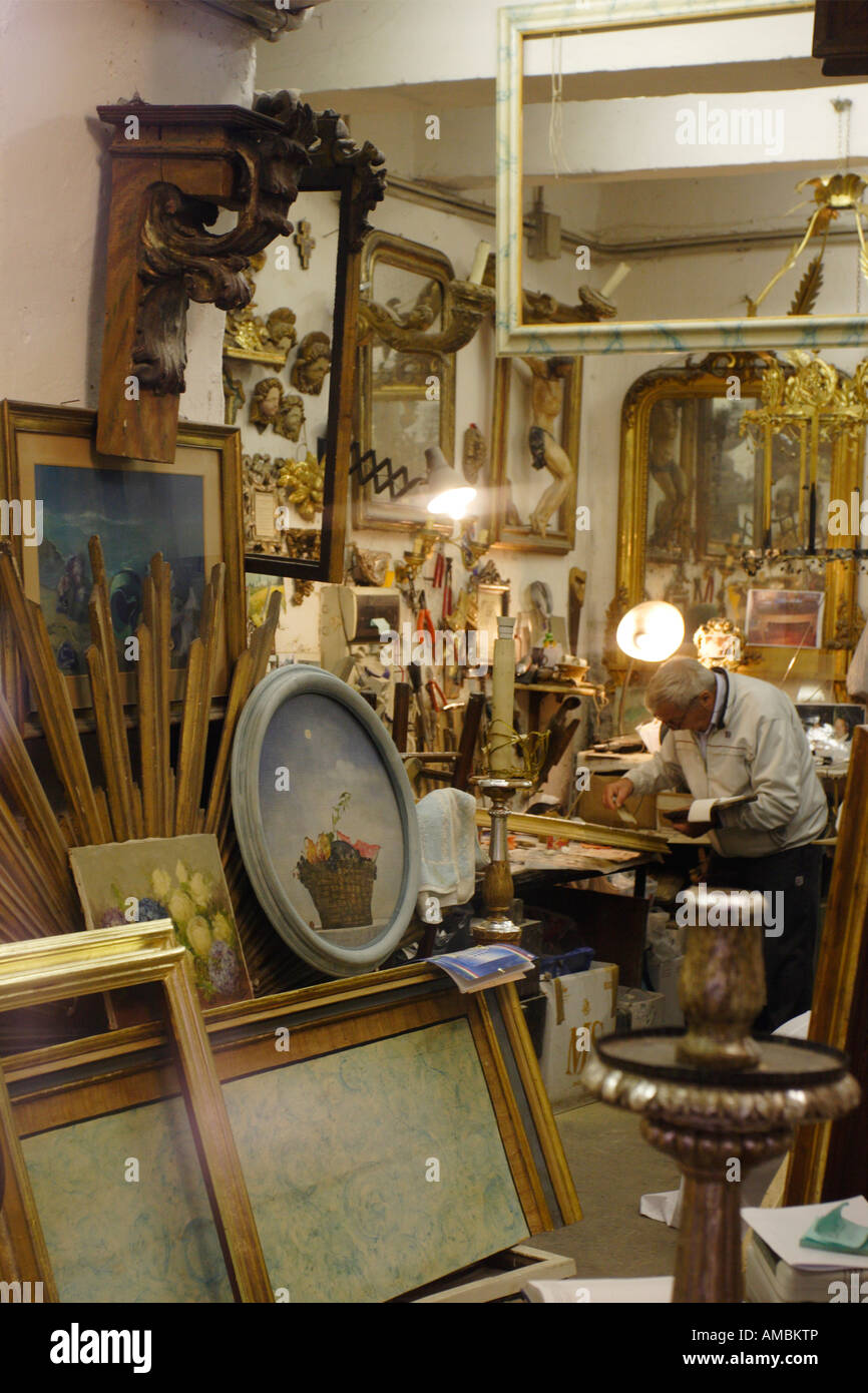 Antique store, Rome, Italy Stock Photo - Alamy