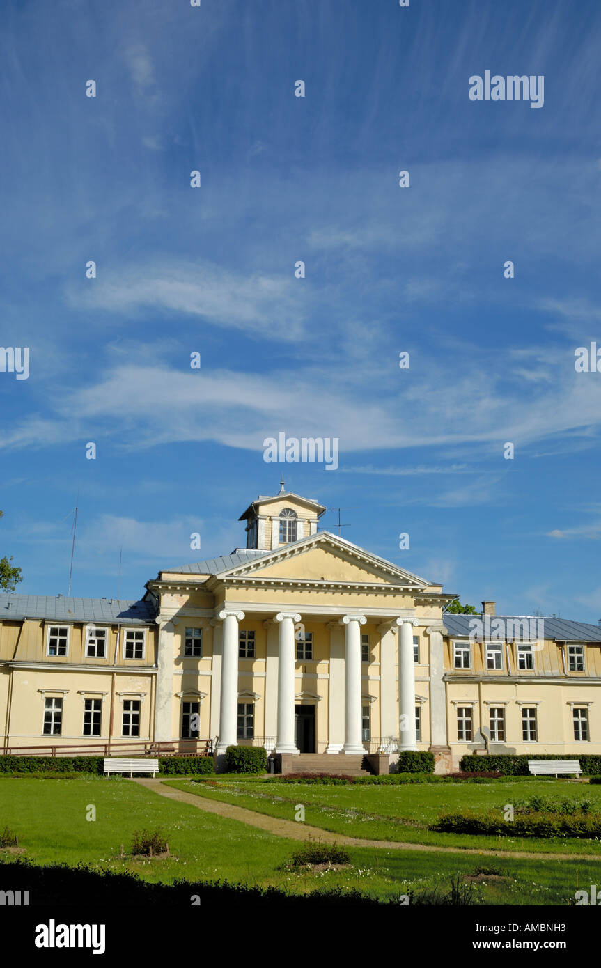 Krimulda palace hi-res stock photography and images - Alamy