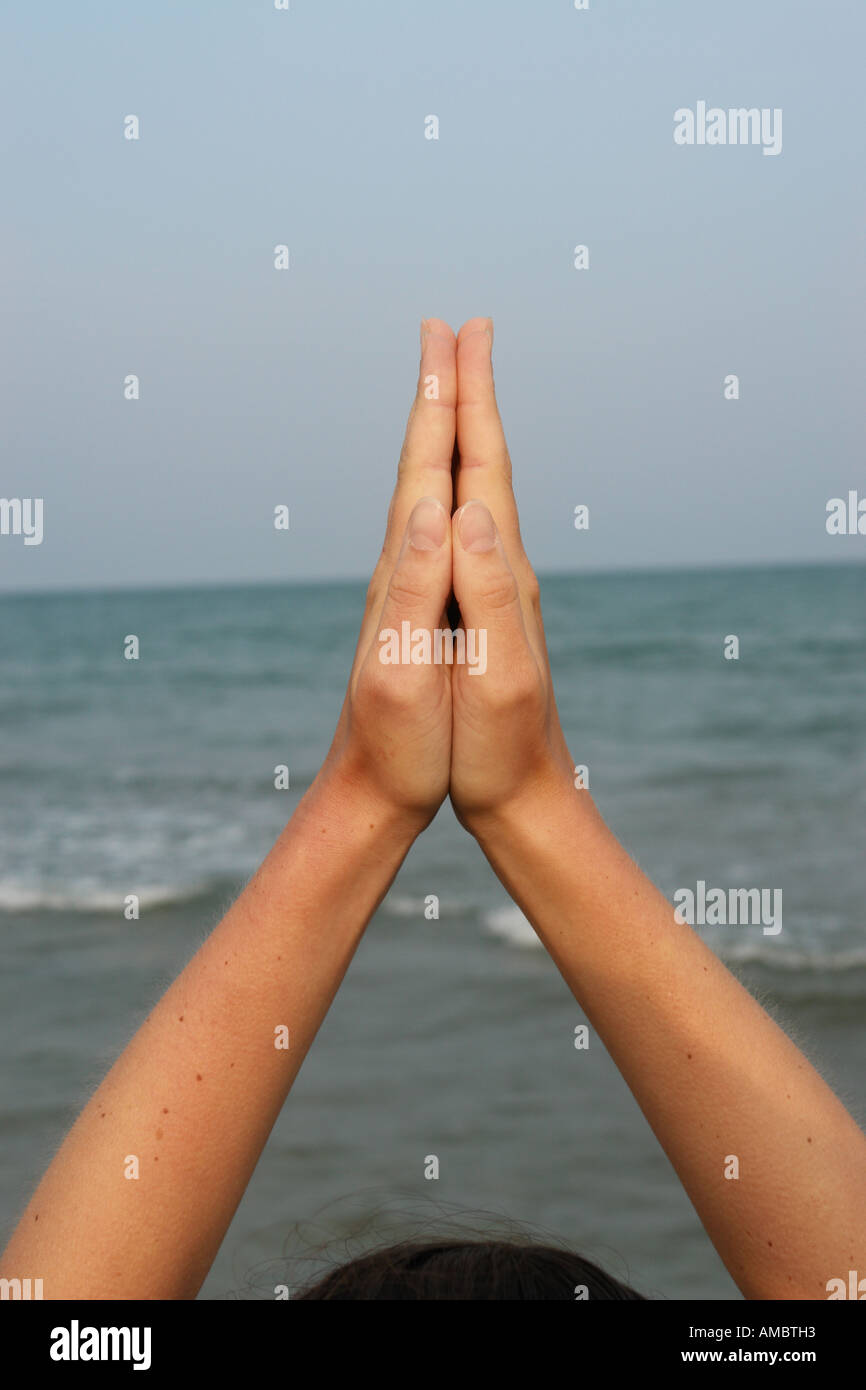 hands on the beach Stock Photo - Alamy