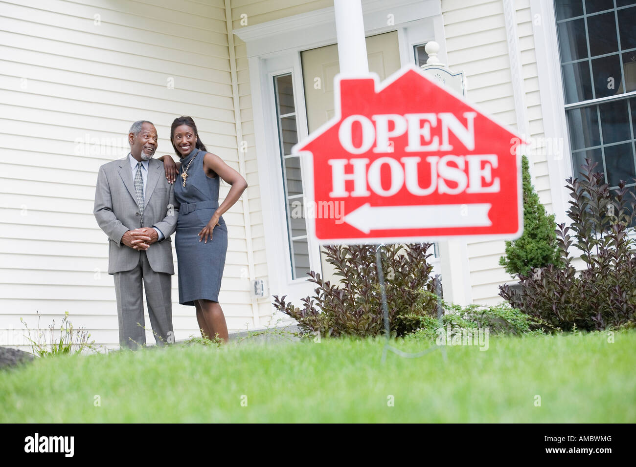 Upper middle class home hi-res stock photography and images - Alamy