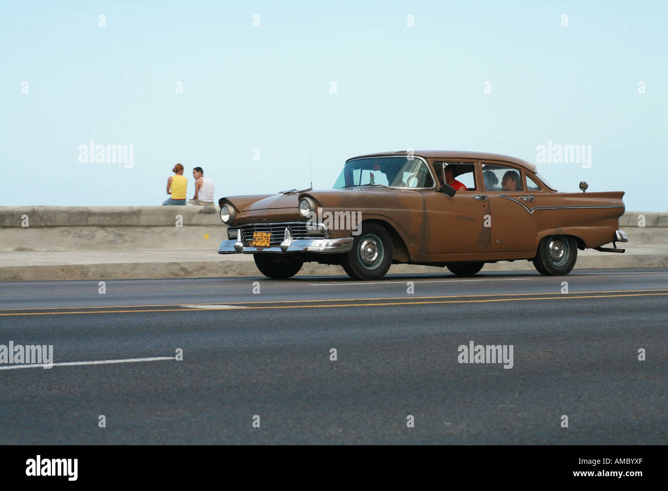 Streetscene with traffic jam hi-res stock photography and images - Alamy
