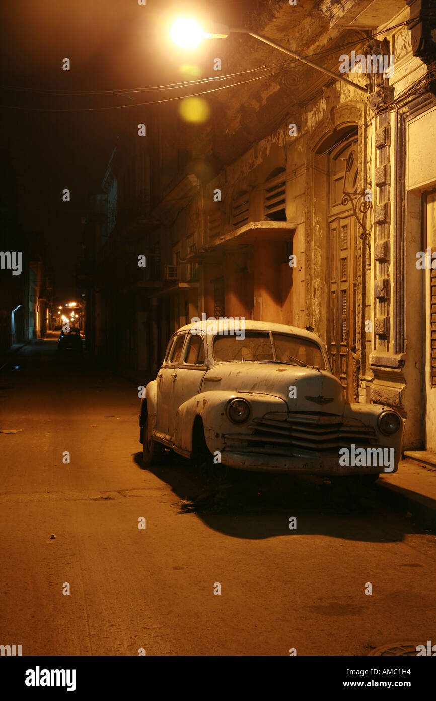 1950s city street night hi-res stock photography and images - Alamy